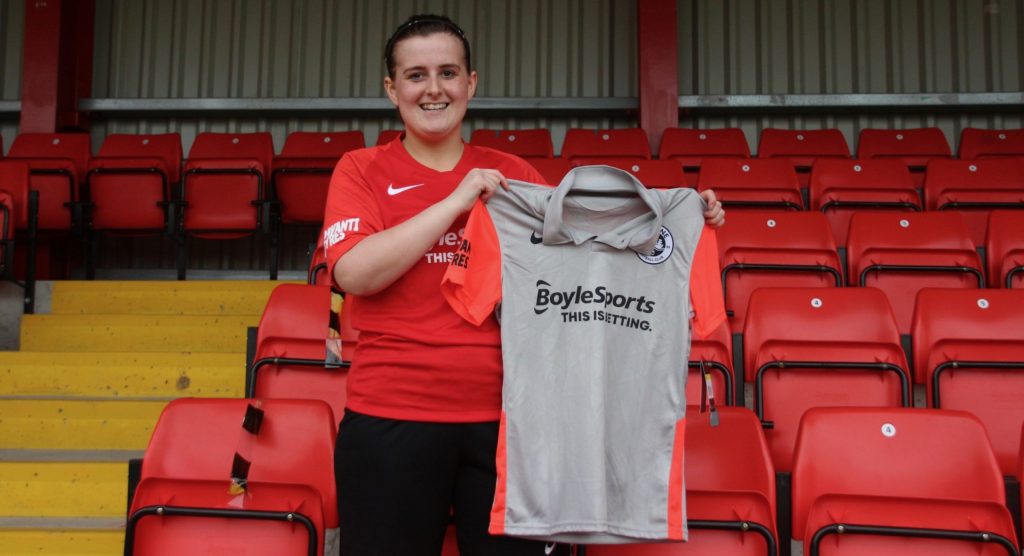 Ladies prepare for new campaign with a Dunn deal | Larne FC