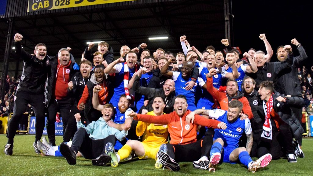 Premiership crown sealed with Seaview win | Larne FC