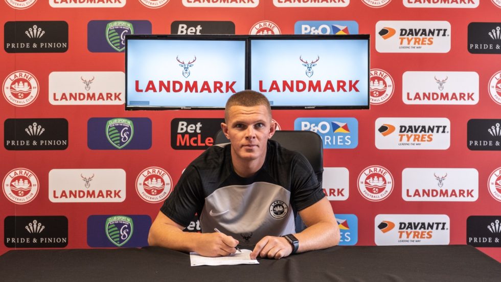 Ives arrives at Inver | Larne FC