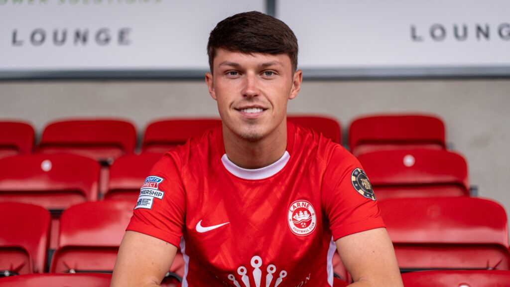 Seary makes loan switch to Inver | Larne FC