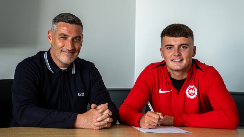 Logan Graham signs professional contract | Larne FC